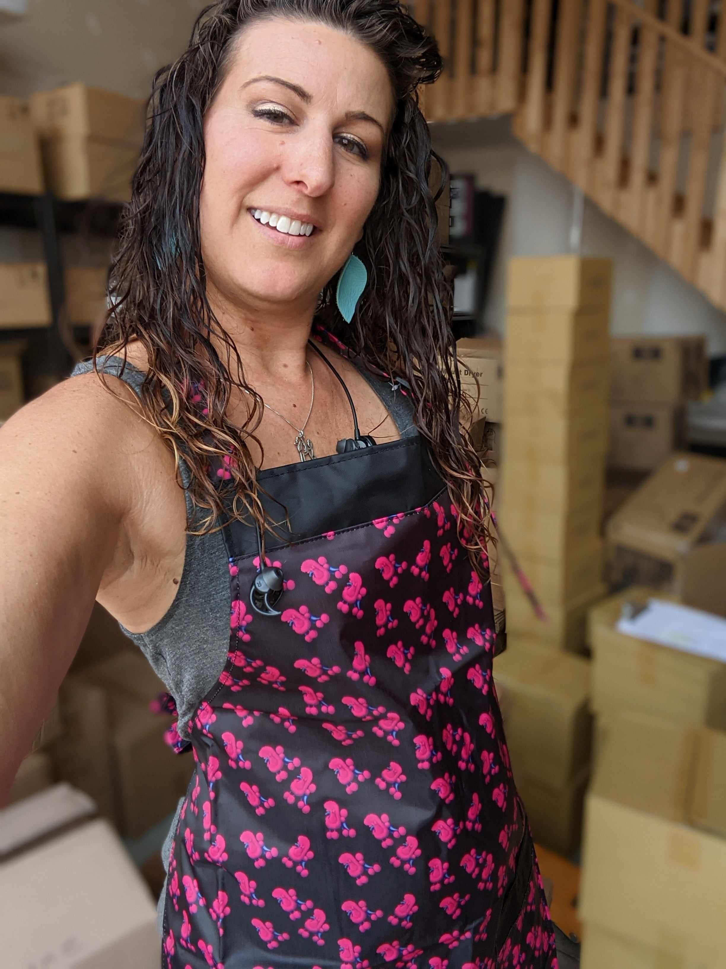 Tikima Waterproof Apron-Pink Poodles – Canadian Grooming Distributor